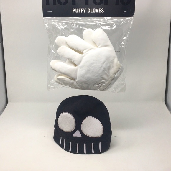 Costumes | Costume Oversized Puffy Gloves And Fleece Skullface Cap ...